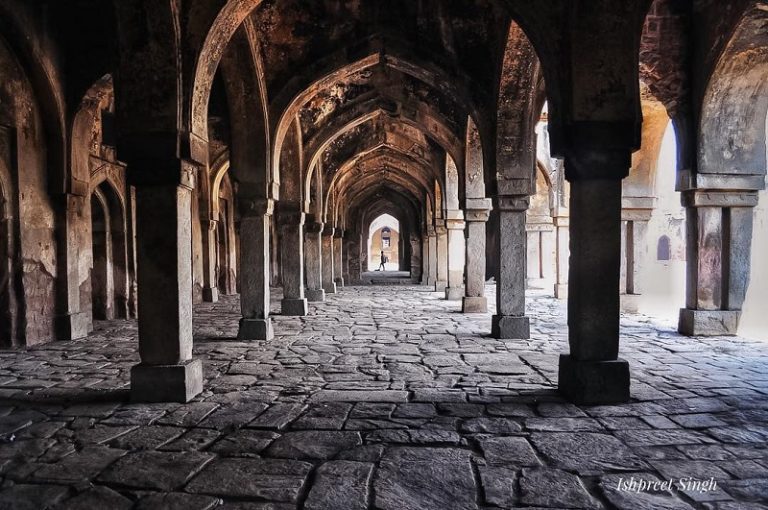 Begumpur Mosque/Masjid, Oldest and Strongest Mosque of Delhi | Kahajaun